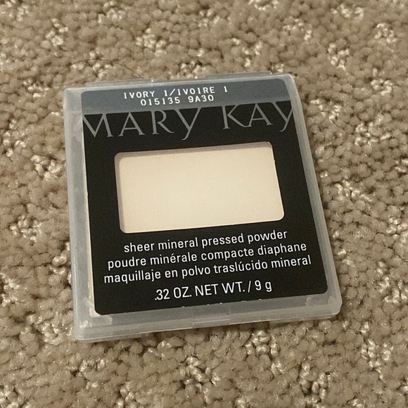 Mary Kay | Makeup | Mary Kay Sheer Mineral Pressed Powder Ivory | Poshmark